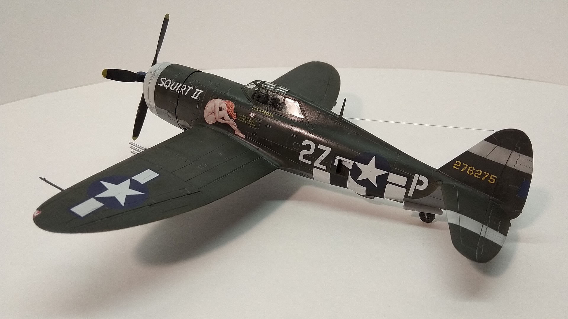 P-47D Thunderbolt Razorback -- Plastic Model Airplane Kit -- 1/72 Scale ...