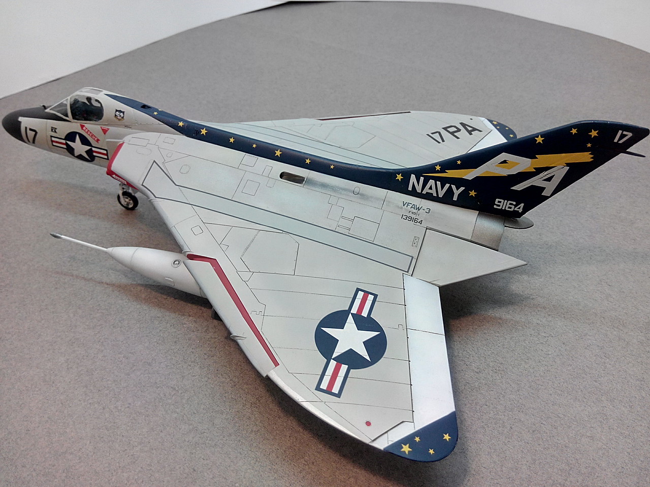 F4D1 Skyray fighter/interceptor Aircraft -- Plastic Model Airplane Kit ...