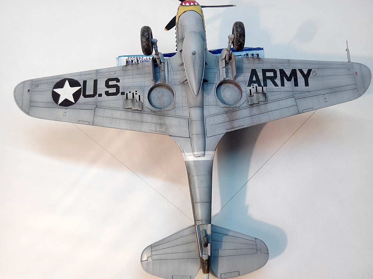 P40E/K Kittyhawk Aircraft -- Plastic Model Airplane Kit -- 1/48 Scale ...