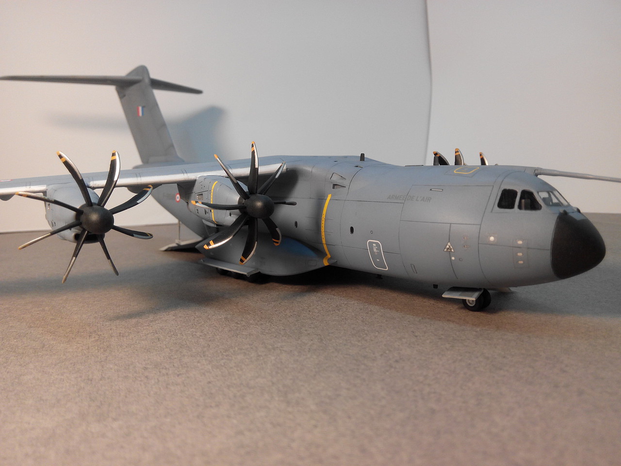 Airbus A400 M Atlas -- Plastic Model Airplane Kit -- 1/144 Scale ...