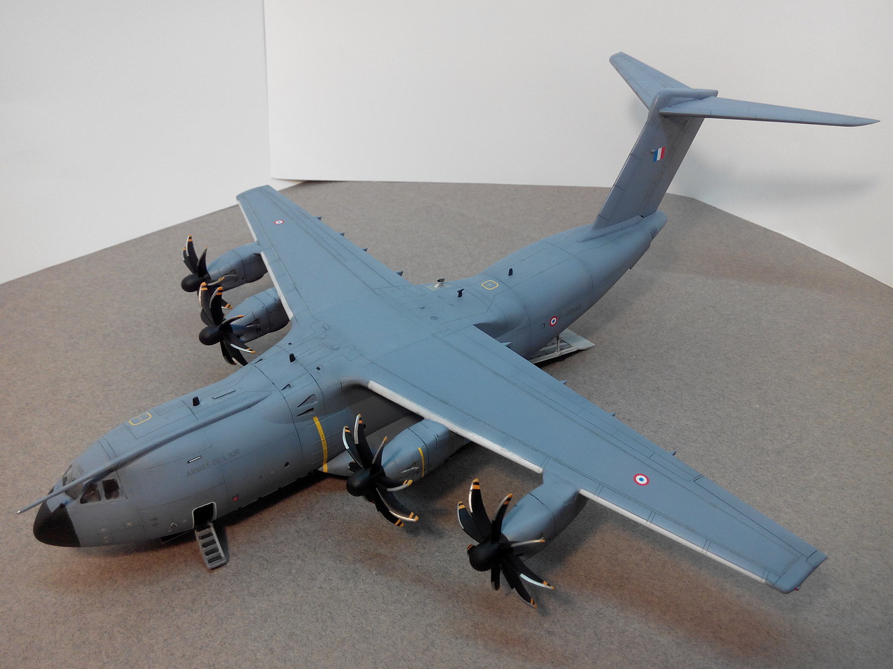 Airbus A400 M Atlas -- Plastic Model Airplane Kit -- 1/144 Scale ...