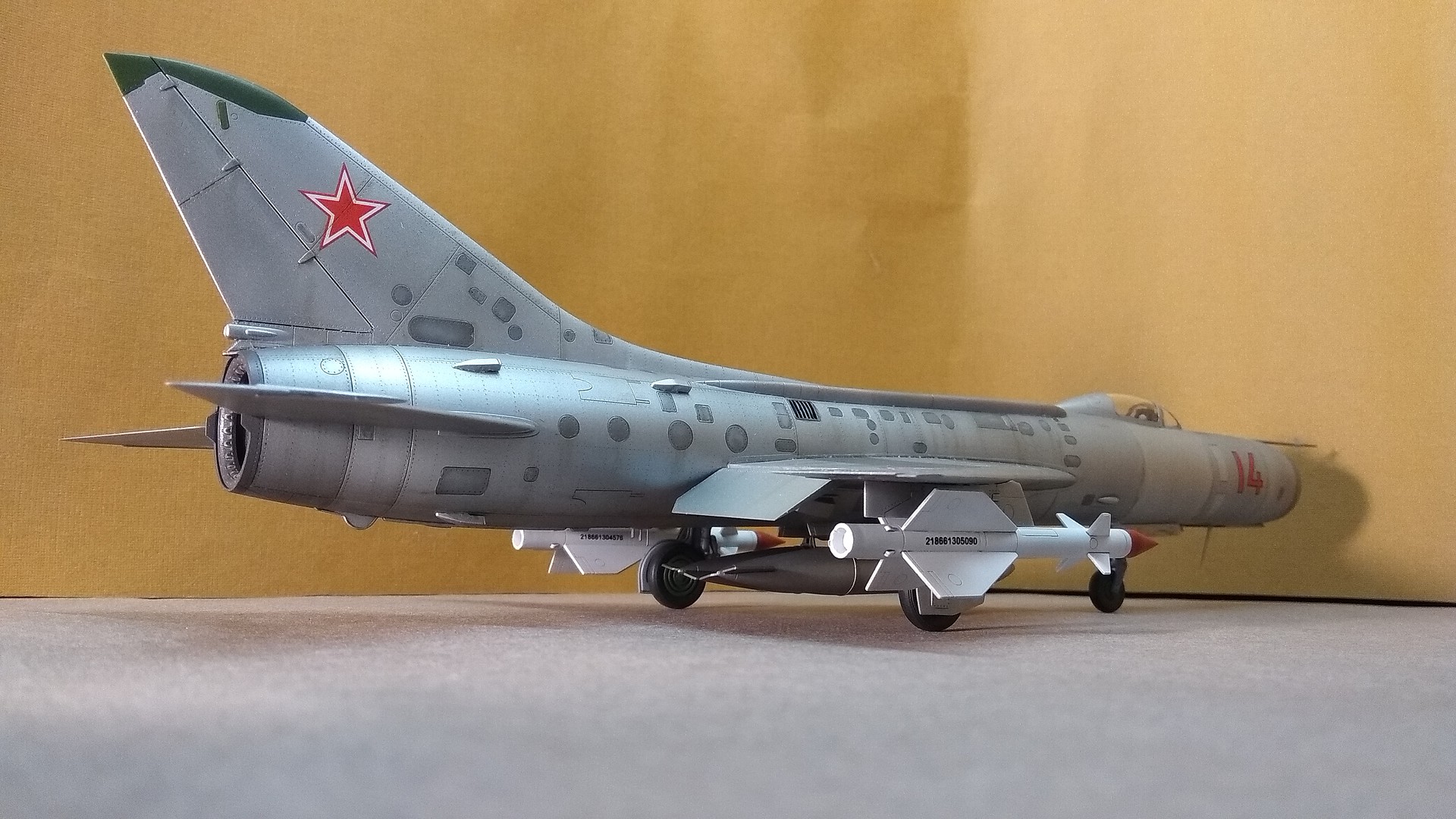 Soviet Su11 Fishpot Aircraft -- Plastic Model Airplane Kit -- 1/48 ...