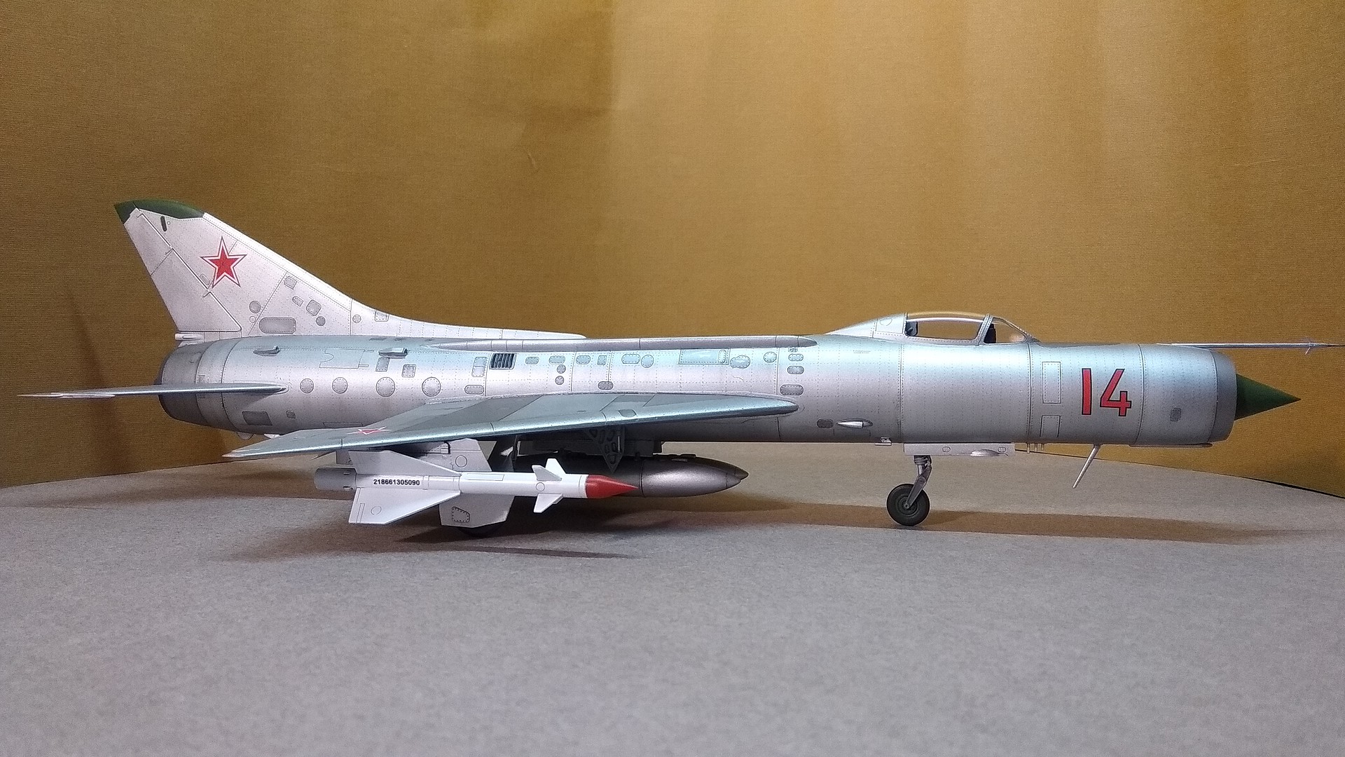 Soviet Su11 Fishpot Aircraft -- Plastic Model Airplane Kit -- 1/48 ...