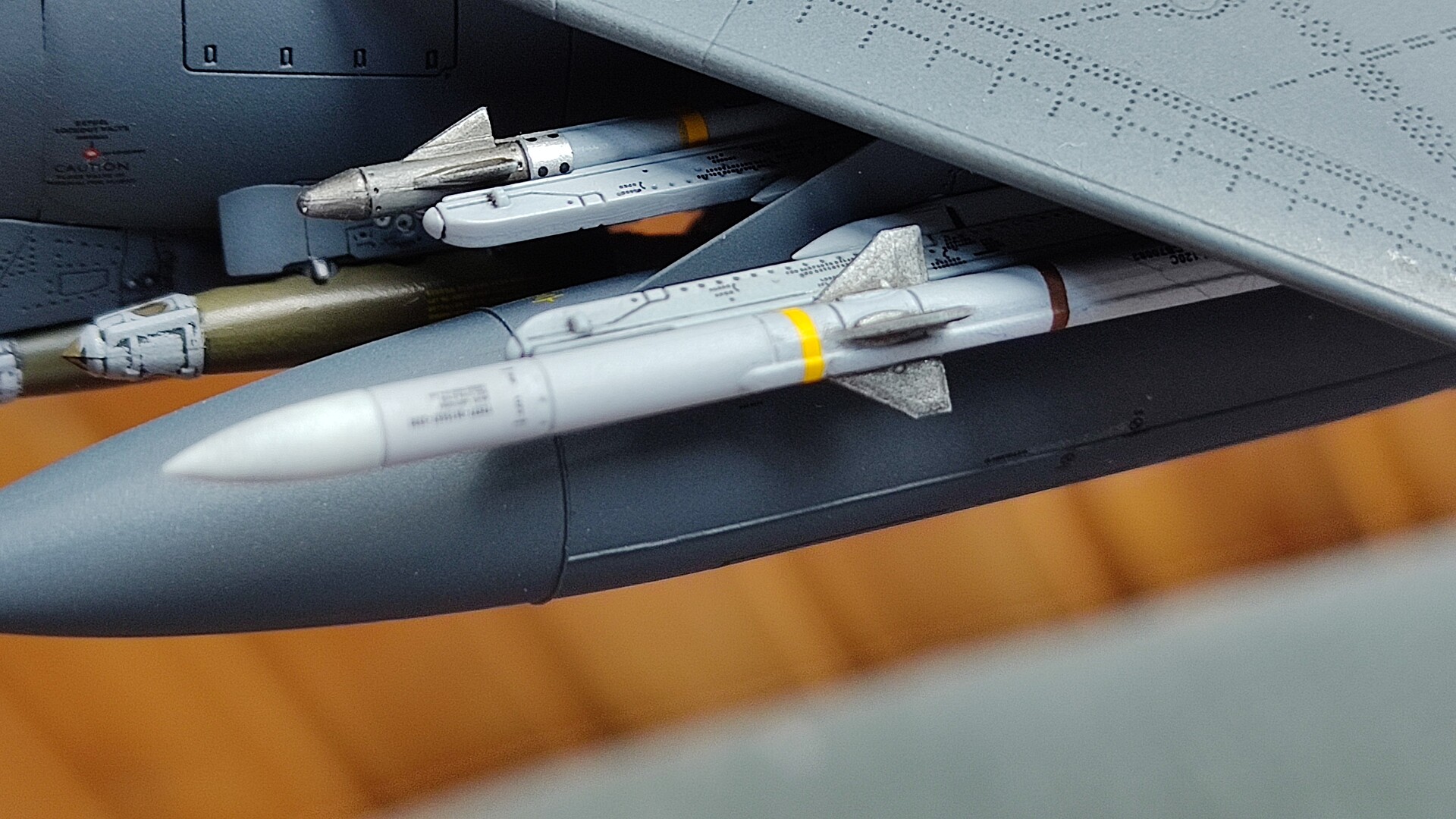 F15E Strike Eagle 333rd FS USAF Fighter -- 1/72 Scale -- Plastic Model ...