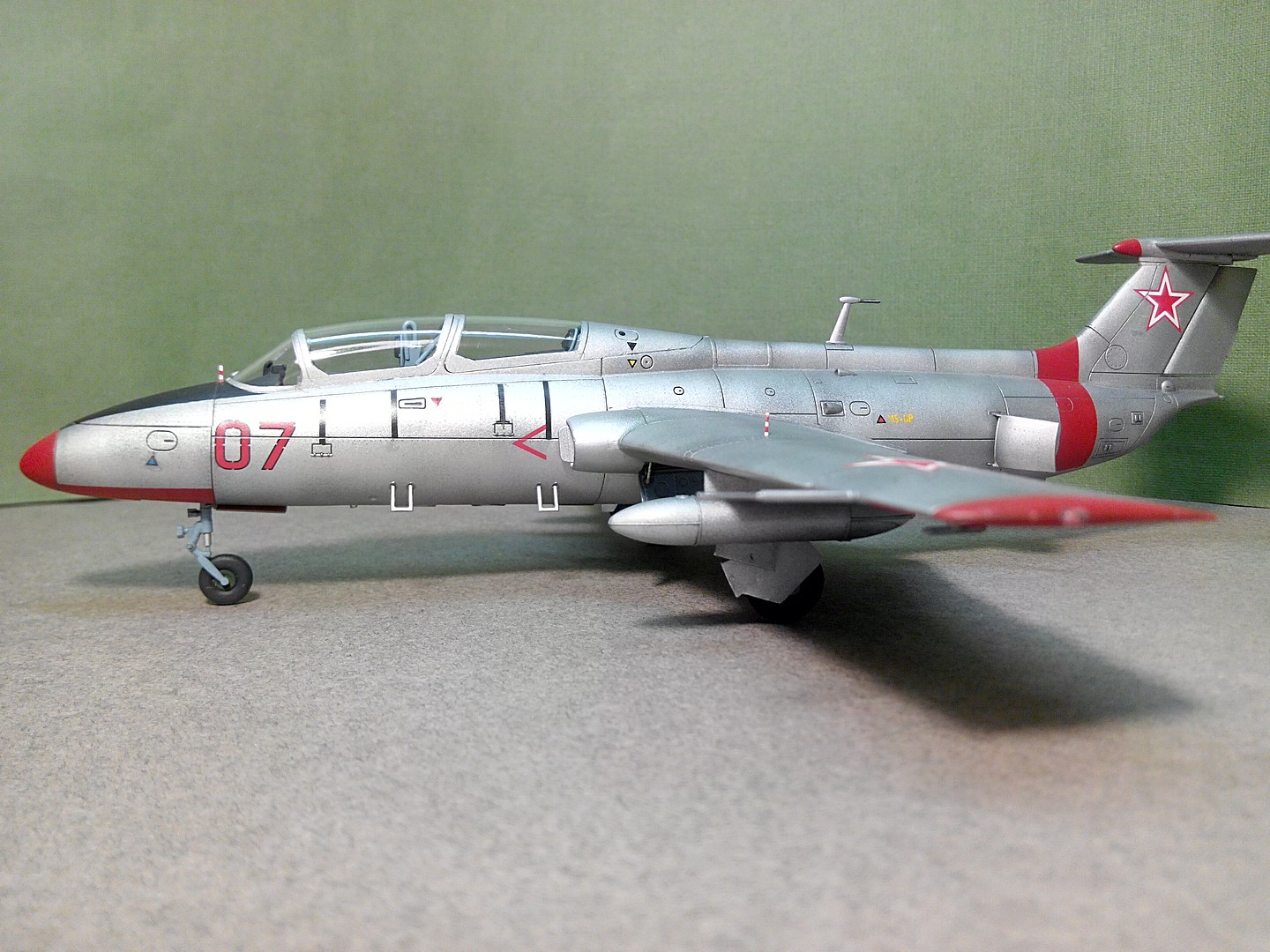 Aero L29 Delfin Aircraft -- Plastic Model Airplane Kit -- 1/48 Scale ...