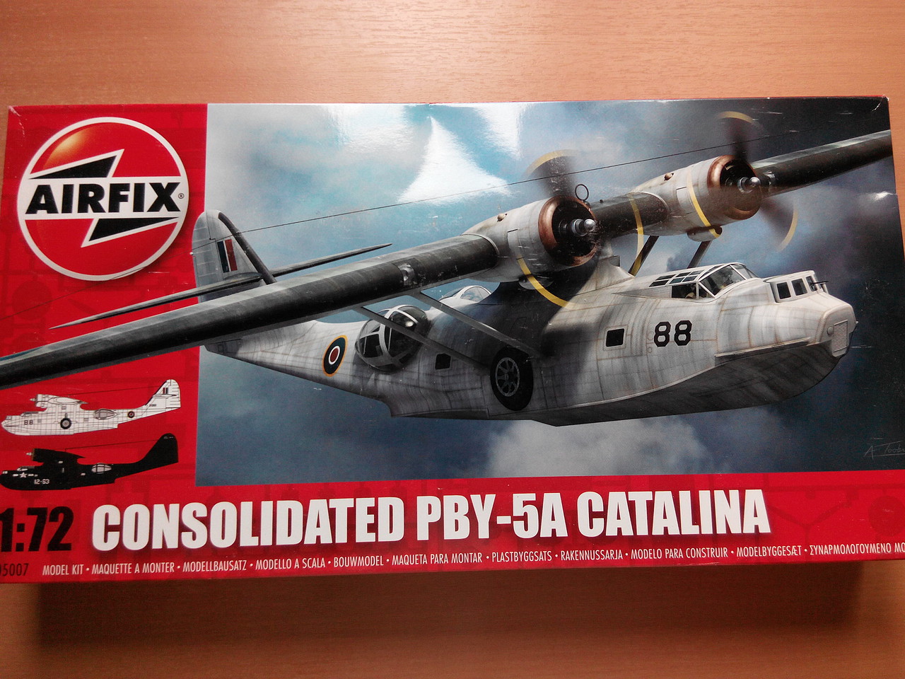PBY-5A Catalina -- Plastic Model Airplane Kit -- 1/72 Scale -- #05007 ...