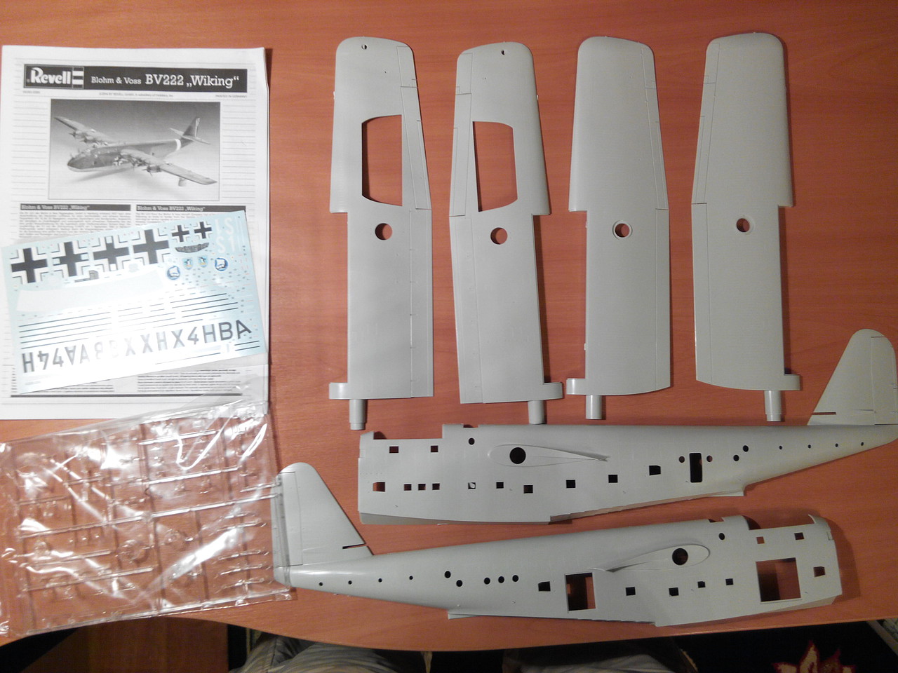 Blohm & Voss BV-222 -- Plastic Model Airplane Kit -- 1/72 Scale ...