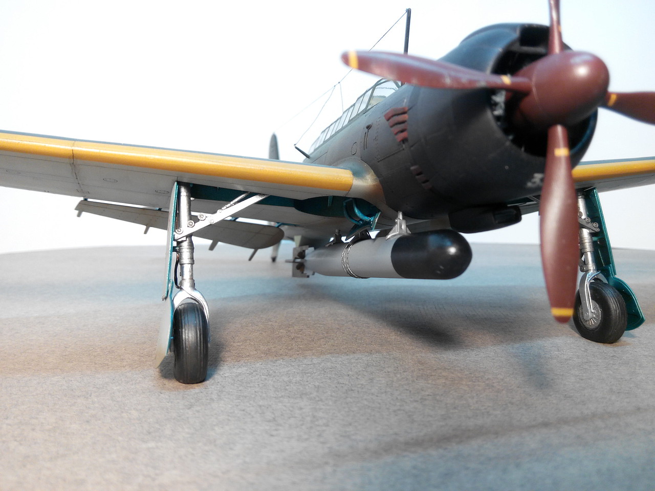 Carrier-Borne Attack Bomber Tenzan Type 12 -- Plastic Model Airplane ...