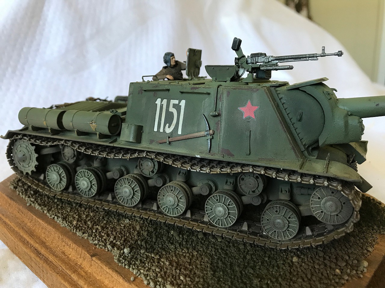 Russian Heavy Self-Propelled Gun JSU-152 -- Plastic Model Military Kit -- 1/35 Scale -- #35303 ...