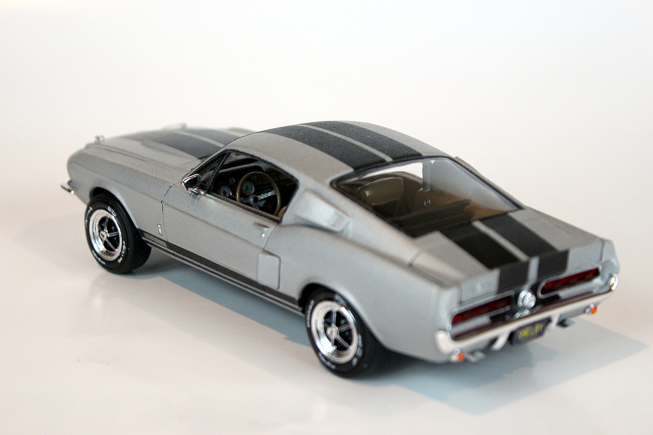 1967 Shelby GT350 Car (White) -- Plastic Model Car Kit -- 1/25 Scale ...