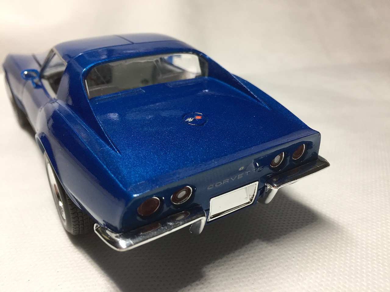 1969 Corvette Coupe Yenko -- Plastic Model Car Kit -- 1/25 Scale ...