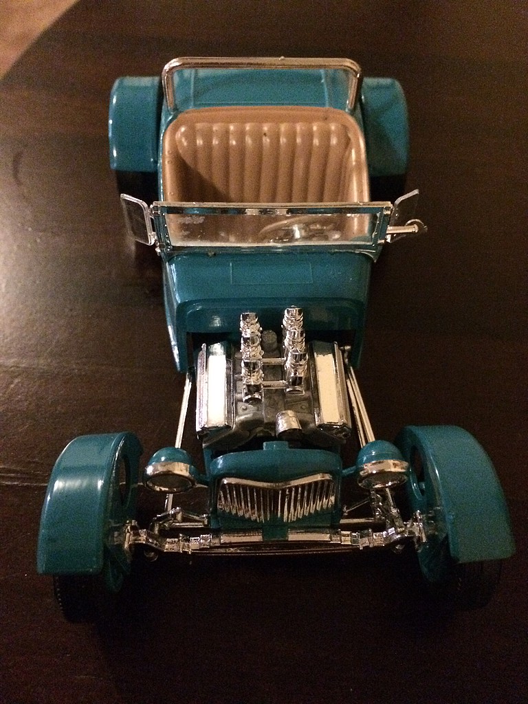 1932 Ford Model A 3n1 Hot Rod -- Plastic Model Car Kit -- 1/25 Scale ...