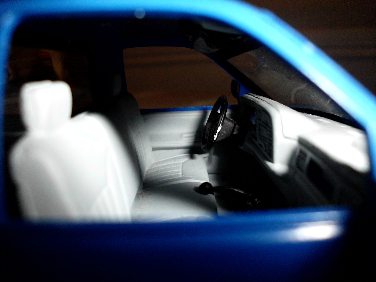 Dodge Ram VTS Pickup Truck -- Plastic Model Truck Kit -- 1/25 Scale ...