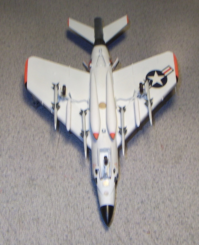 F3H Demon F3H-2N/F3H-2M (F3C) USN Fighter -- Plastic Model Airplane Kit ...