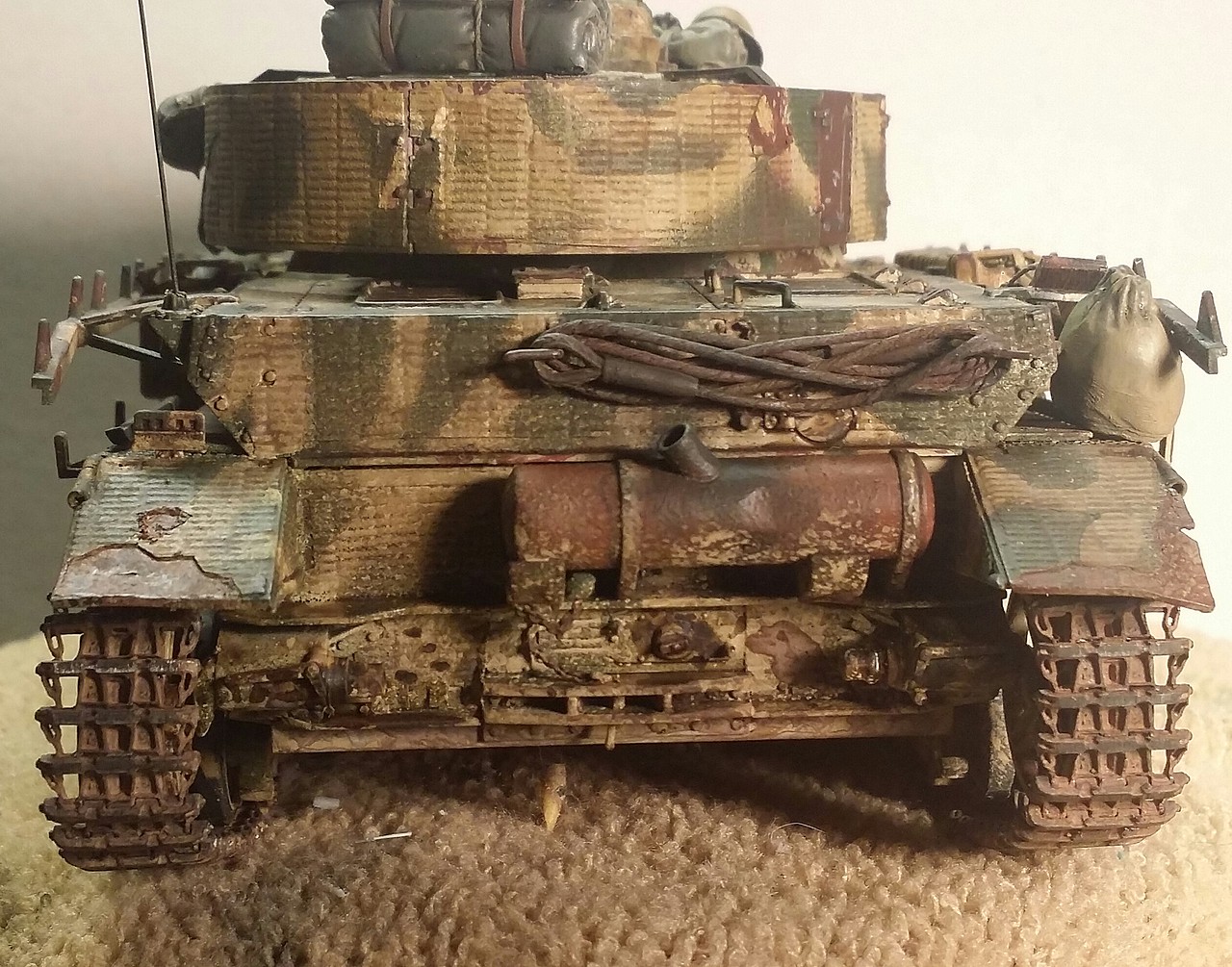 German Panzer IV Tank -- Plastic Model Military Vehicle Kit -- 1/35 ...