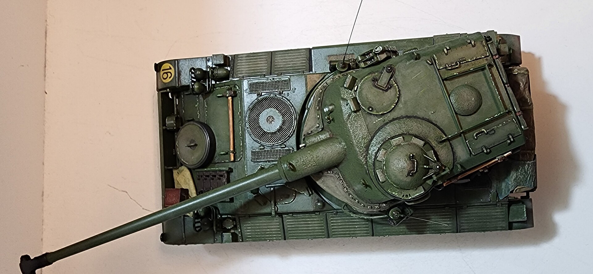 French Light Tank AMX-13 -- Plastic Model Military Vehicle Kit -- 1/35 ...