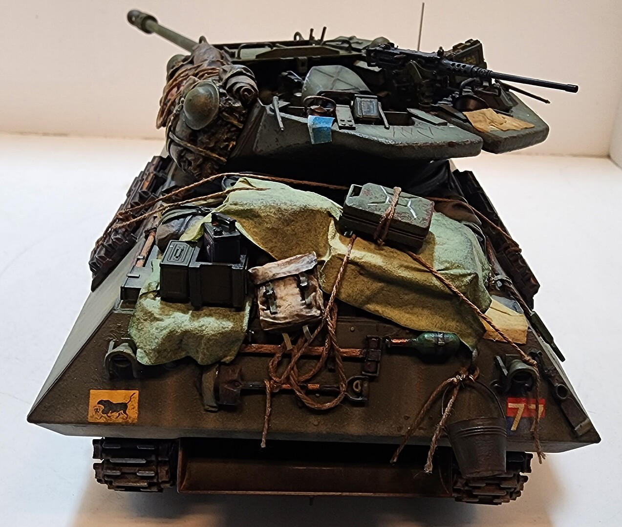 British M10 IIC Achilles Tank Destroyer -- Plastic Model Tank Kit -- 1/ ...