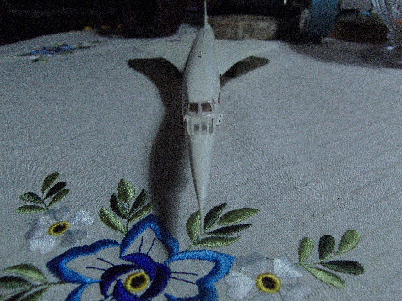 Concorde Britsh Air -- Plastic Model Airplane Kit -- 1/144 Scale ...