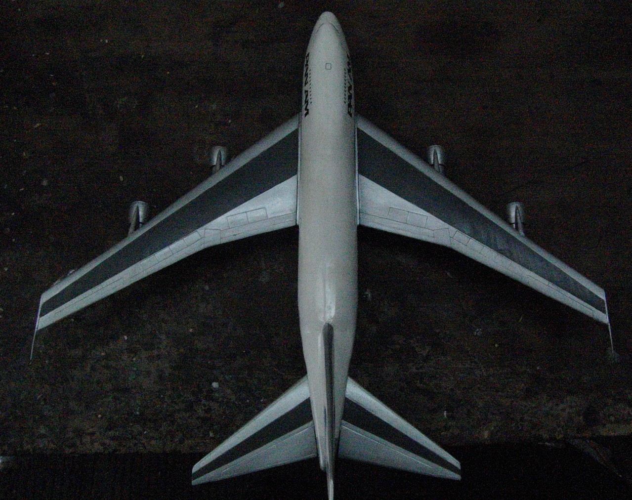 E-4B Airborne Command Post -- Plastic Model Airplane Kit -- 1/144 Scale ...