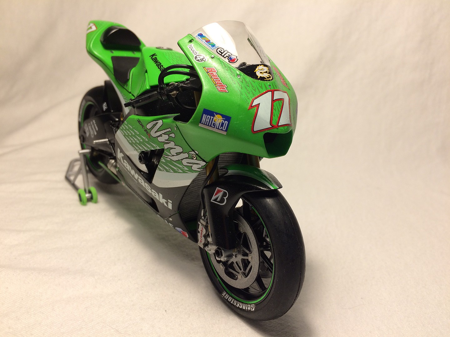 Kawasaki Ninja ZX-RR Bike -- Plastic Model Motorcycle Kit -- 1/12 Scale ...