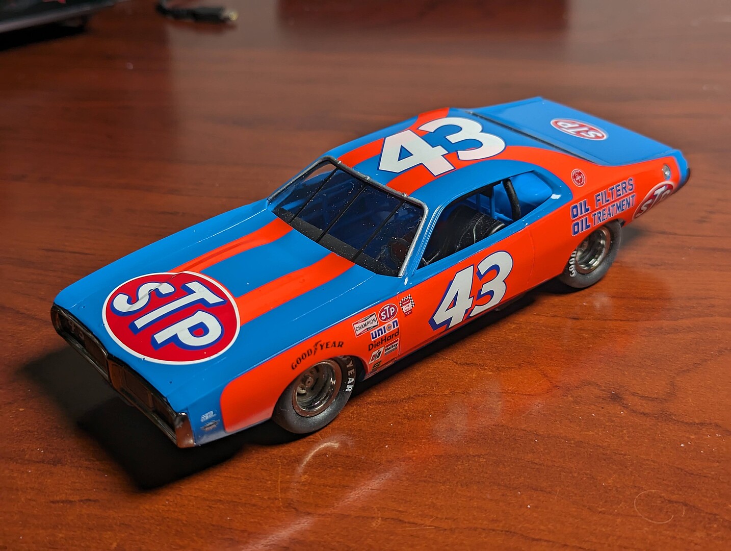 Richard Petty STP #43 1976 Dodge Charger -- Plastic Model Racecar Kit ...