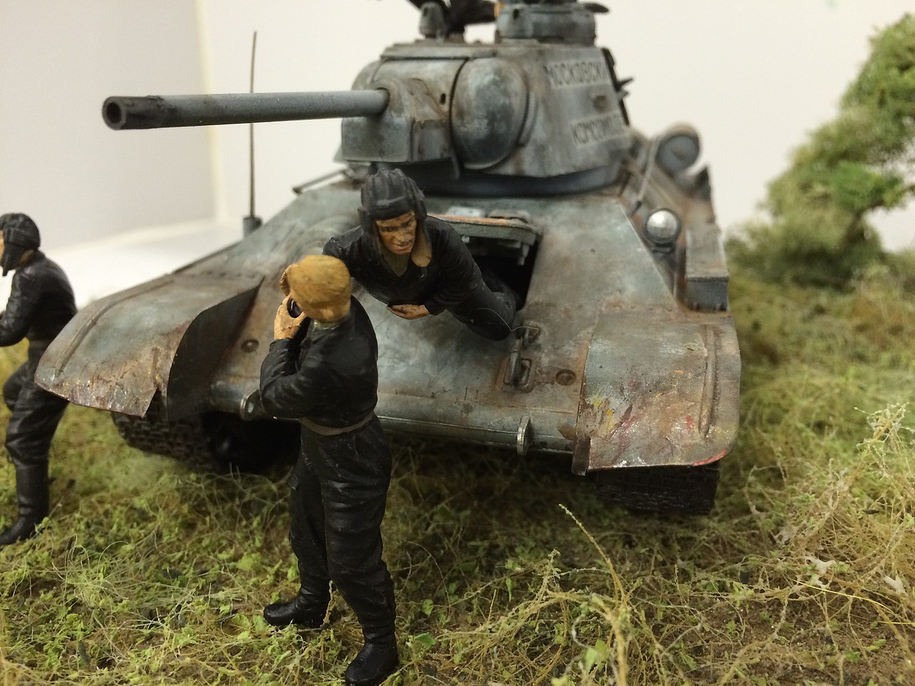 Bail Out Russian Tank Crew Kursk 1943 (4) -- Plastic Model Military ...