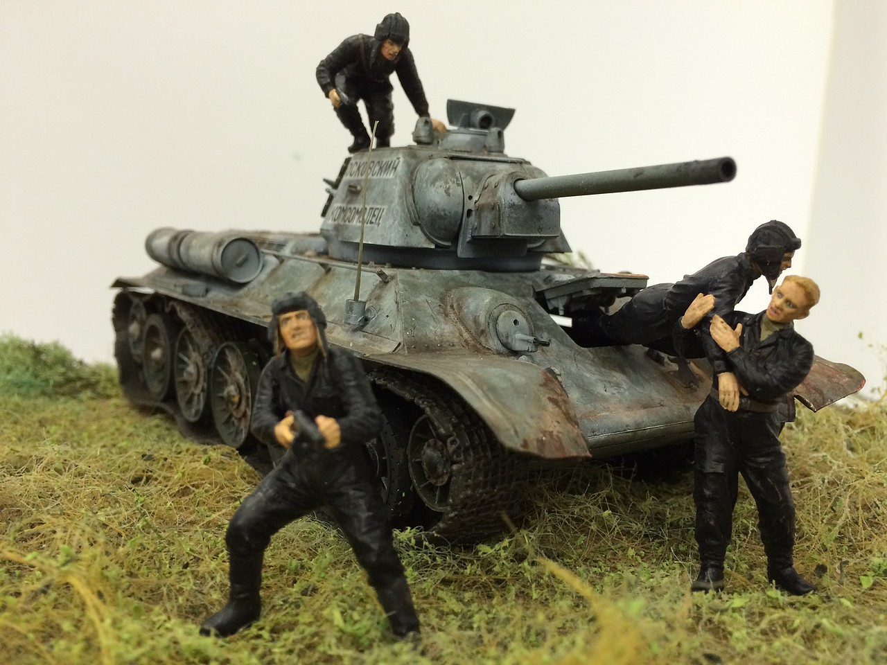 Bail Out Russian Tank Crew Kursk 1943 (4) -- Plastic Model Military ...