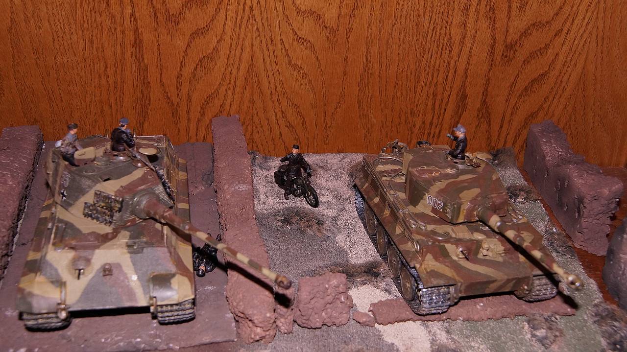 Gallery Pictures Tamiya German Tiger I Mid Production Tank Plastic ...