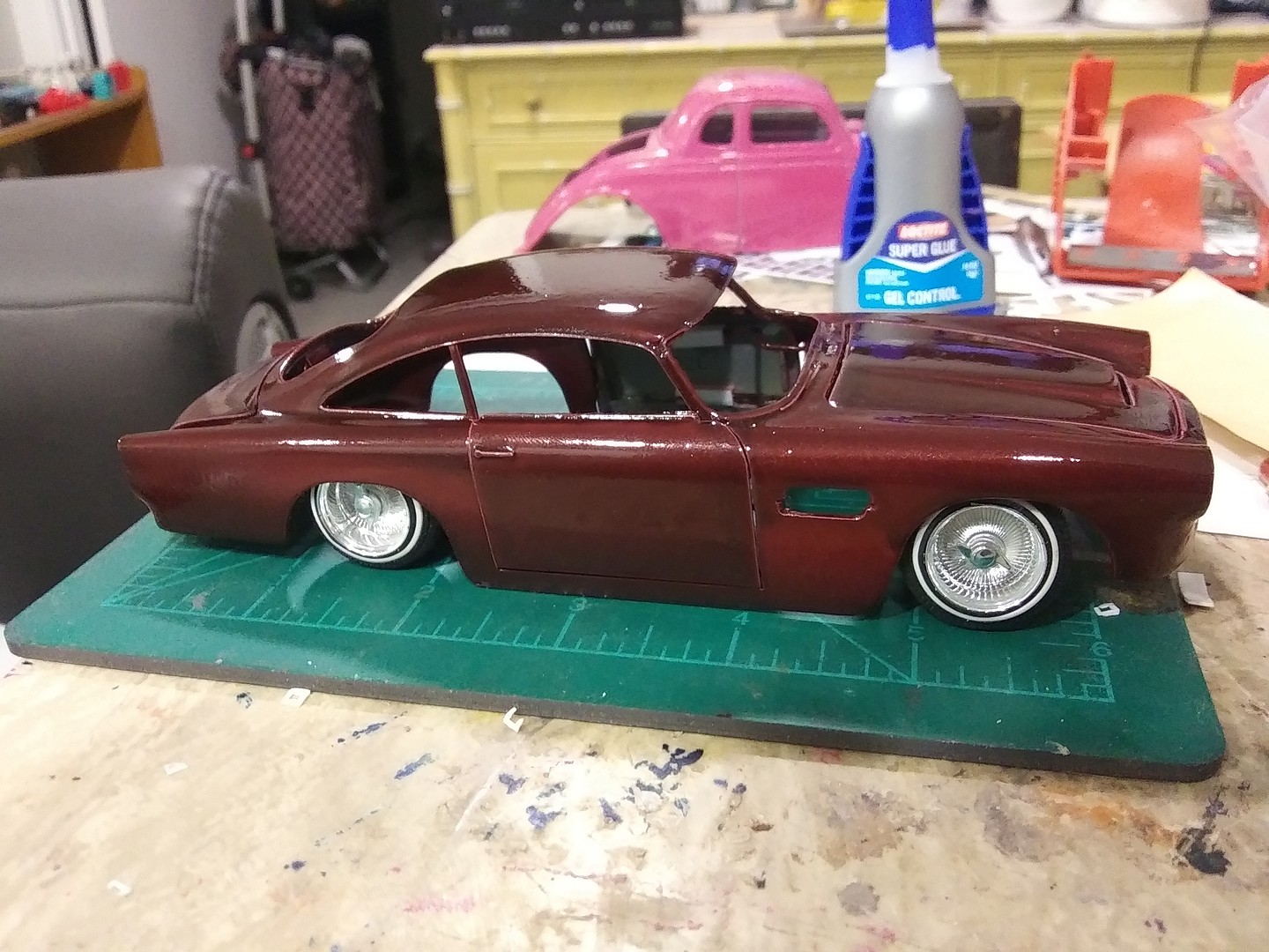 Aston Martin DB5 Race Car Medium Starter Set -- Plastic Model Car Kit ...