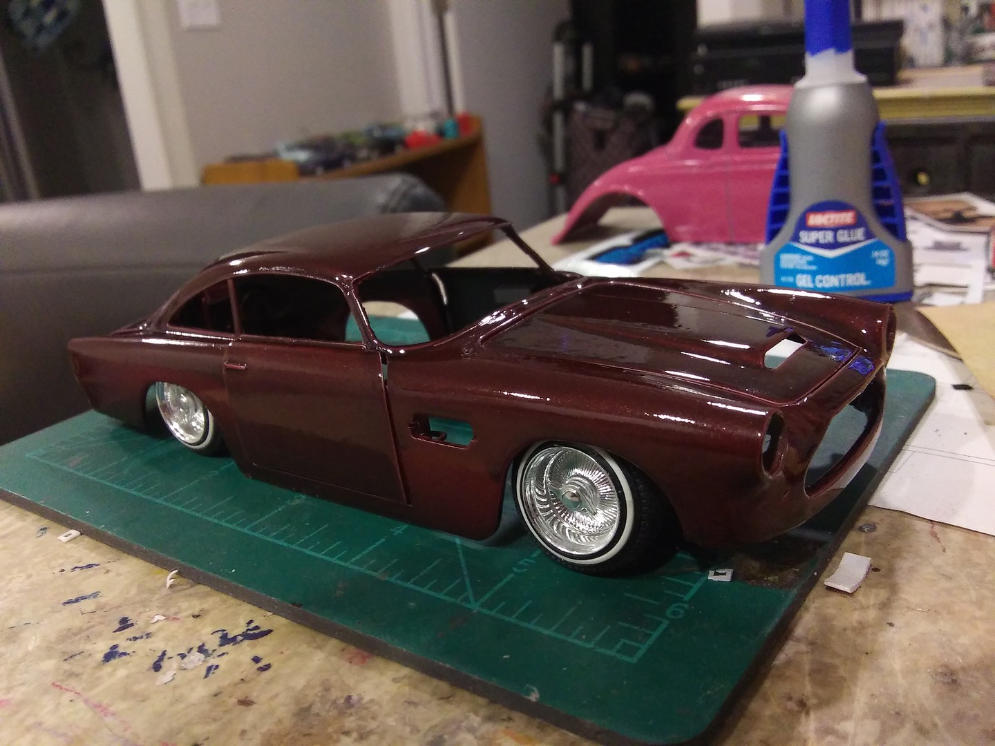 Aston Martin DB5 Race Car Medium Starter Set -- Plastic Model Car Kit ...