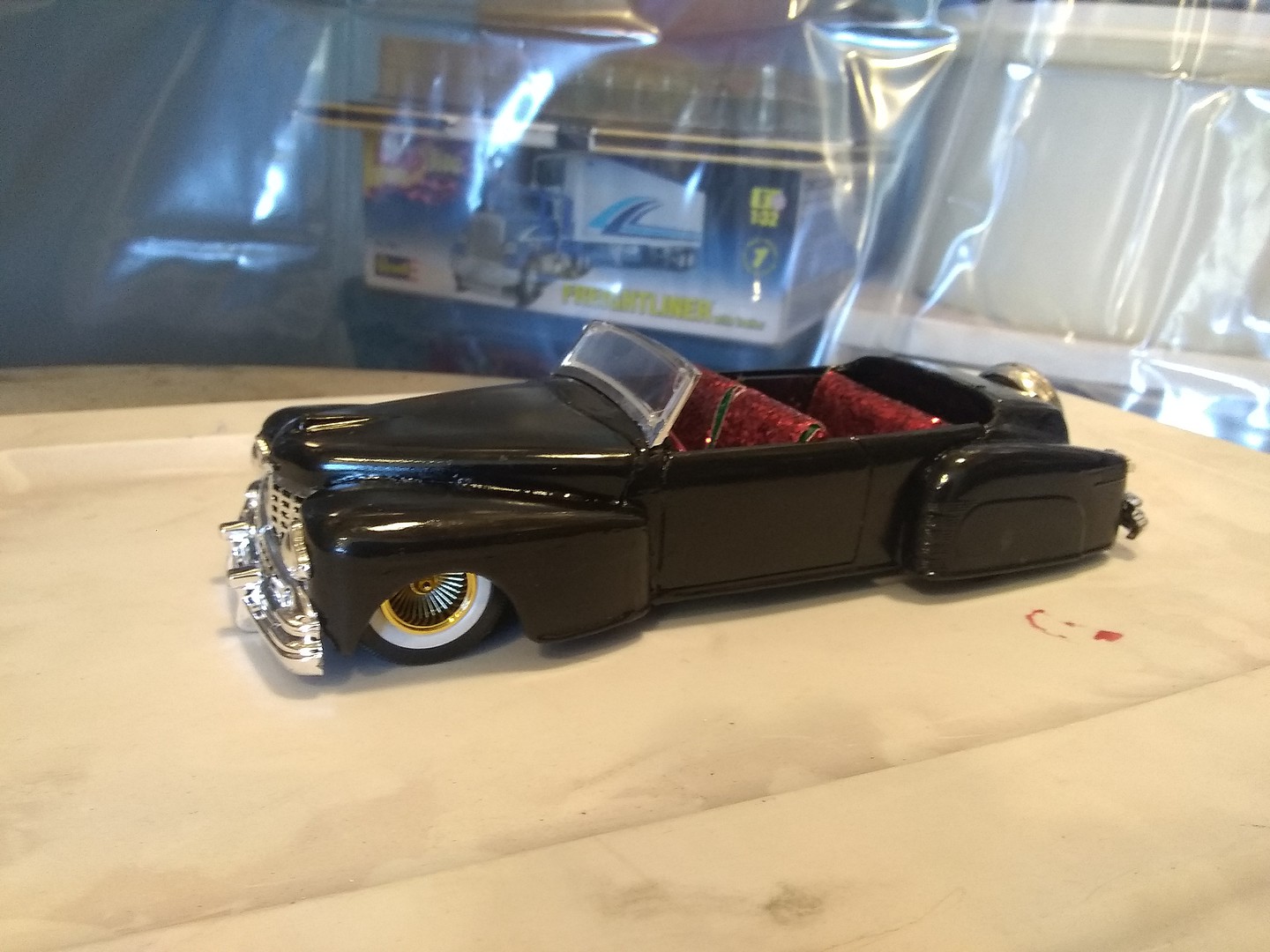 Greased Lightning 1948 Ford Convertible -- Plastic Model Car Kit -- 1/ ...