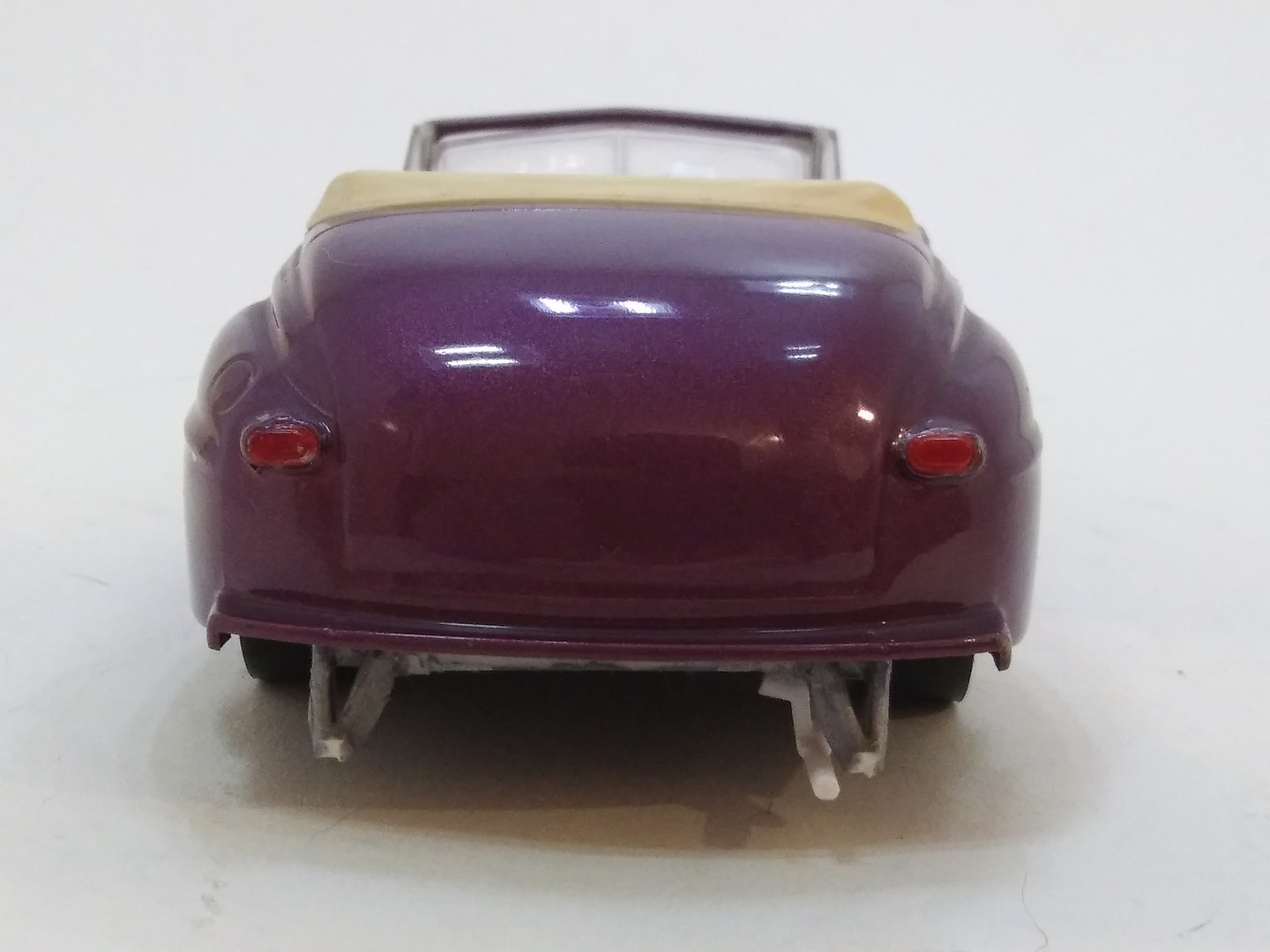 Greased Lightning 1948 Ford Convertible -- Plastic Model Car Kit -- 1/ ...