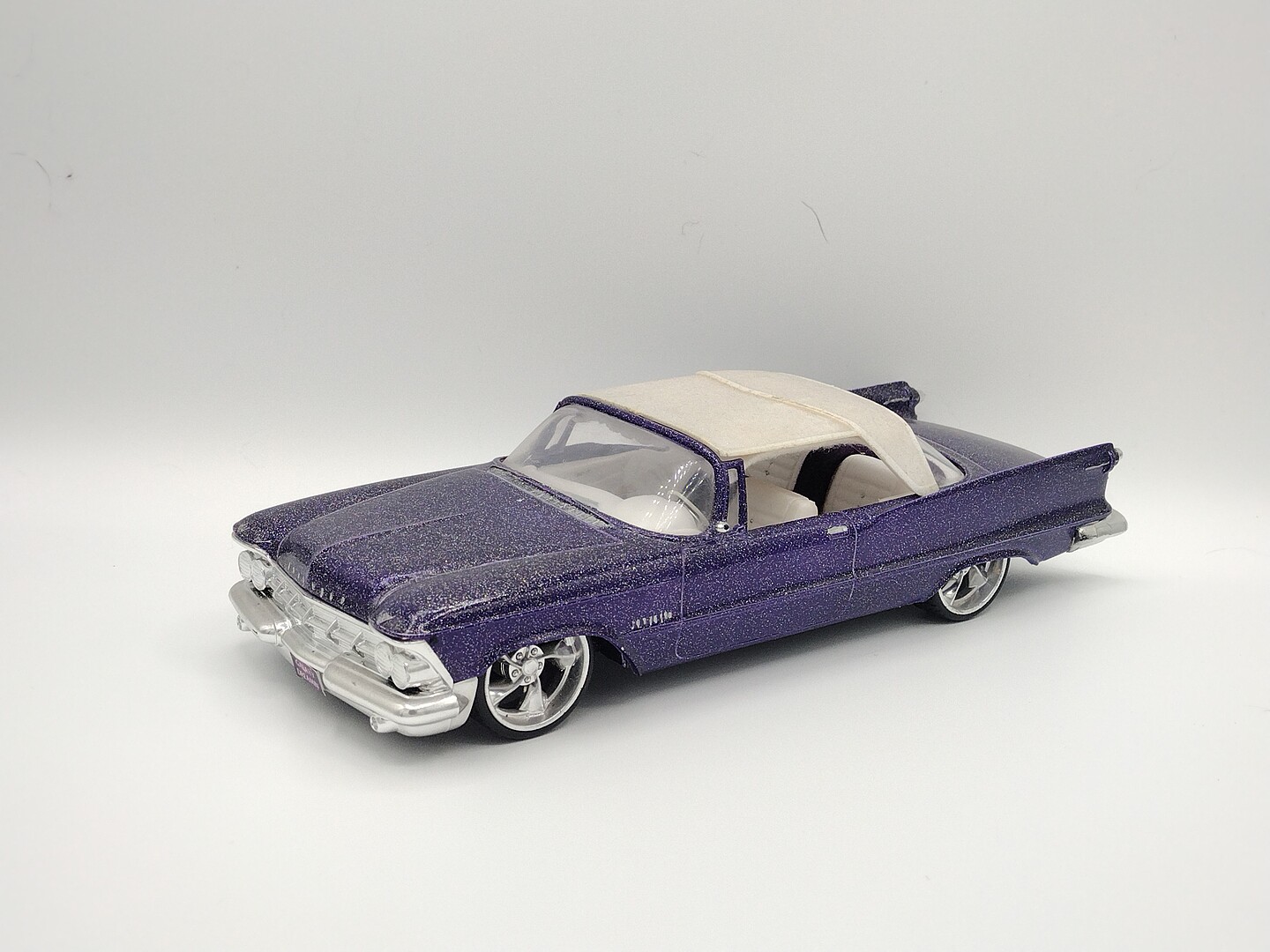 1959 Chrysler Imperial -- Plastic Model Car Kit -- 1/25 Scale -- #1136 ...