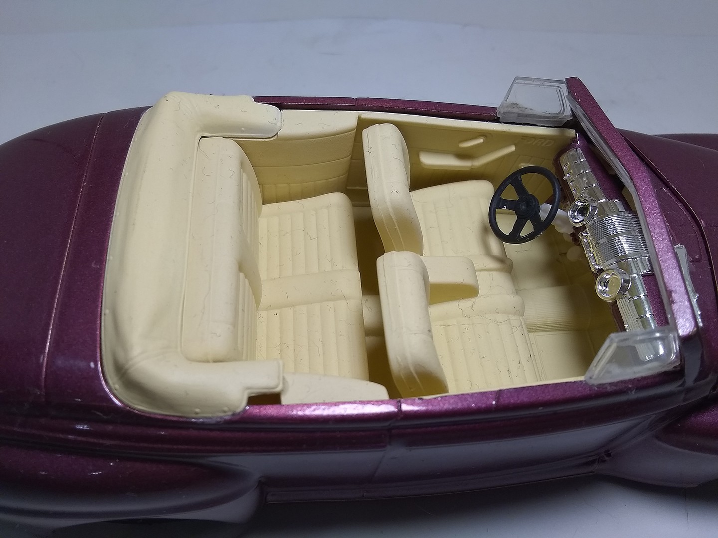 Greased Lightning 1948 Ford Convertible -- Plastic Model Car Kit -- 1/ ...