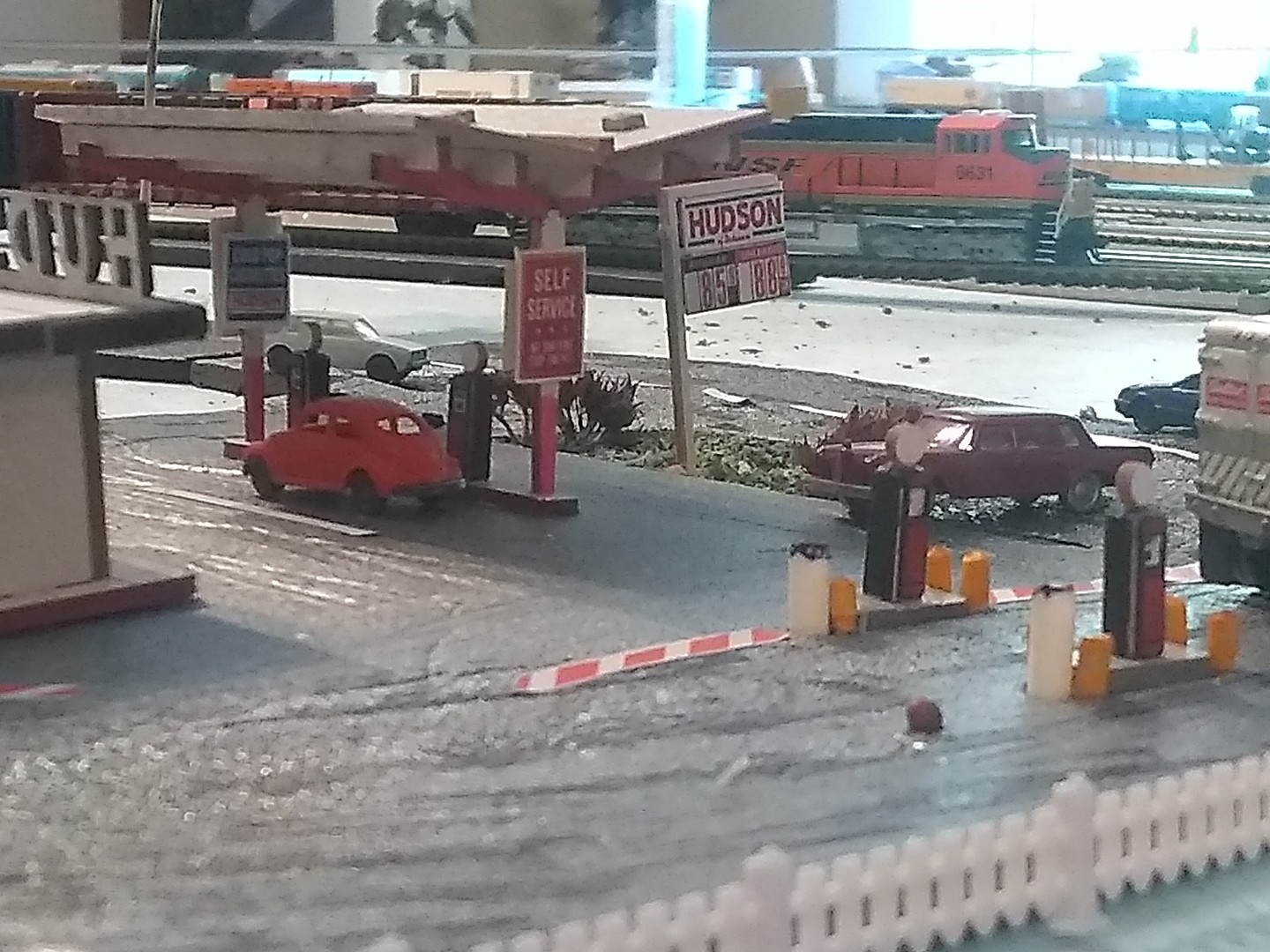 Hudson Oil Gas Station, Laser Cut Wood Kit -- N Scale Model Railroad ...