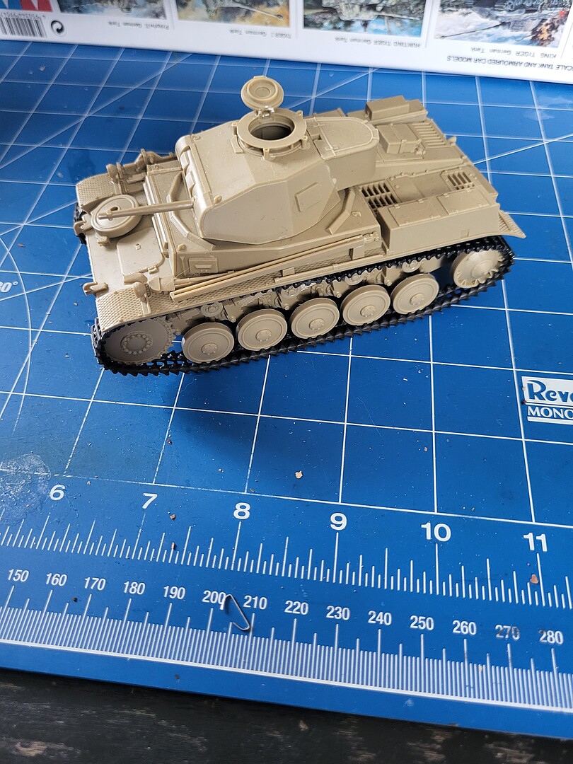 German Panzerkampfwagen II -- Plastic Model Military Vehicle Kit -- 1/ ...