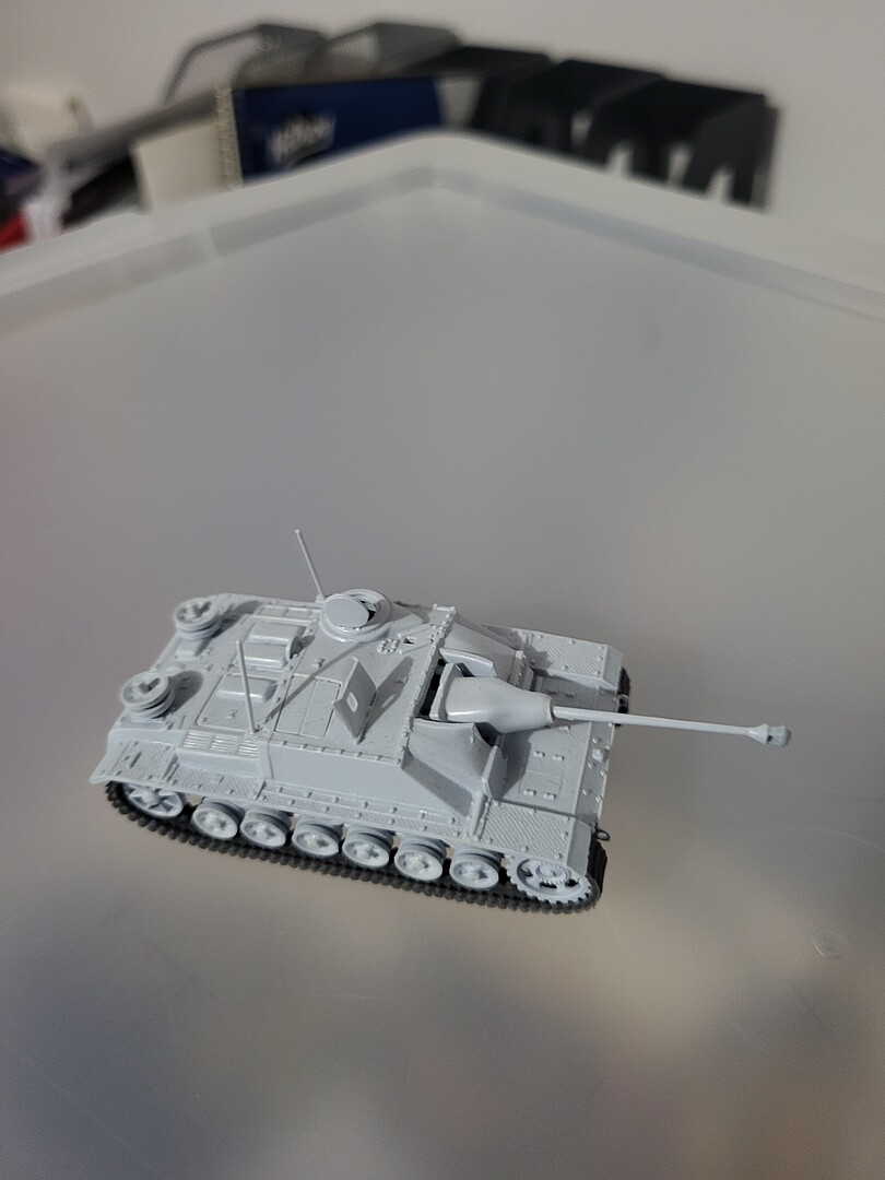 Assault Gun -- Plastic Model Military Vehicle Kit -- 1/76 Scale ...