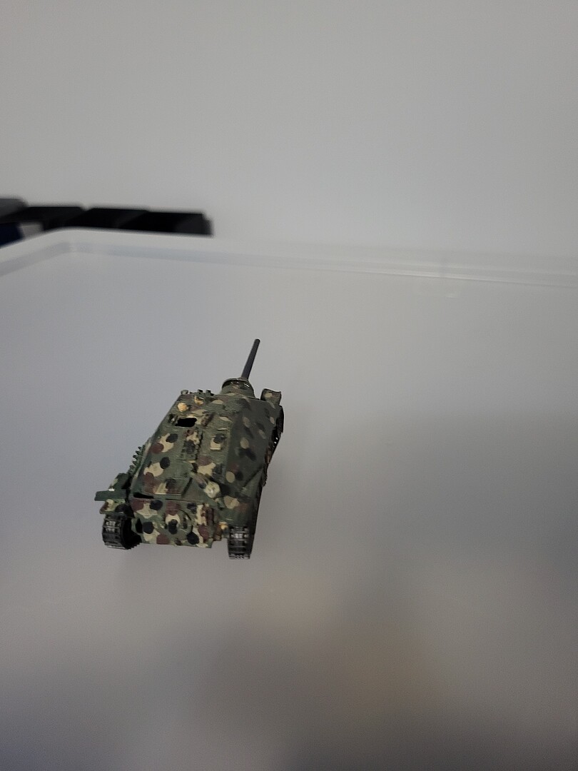 Jagdpanzer 38(t) Hetzer Tank -- Plastic Model Military Vehicle Kit -- 1 ...