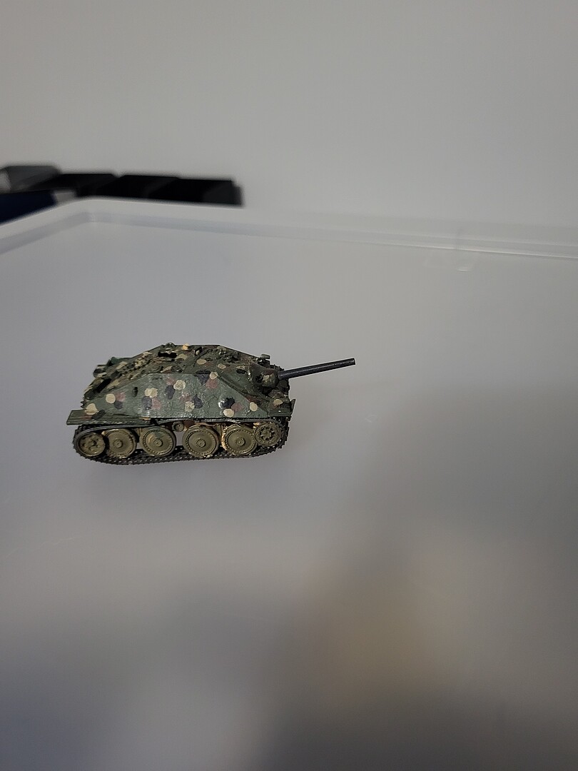 Jagdpanzer 38(t) Hetzer Tank -- Plastic Model Military Vehicle Kit -- 1 ...