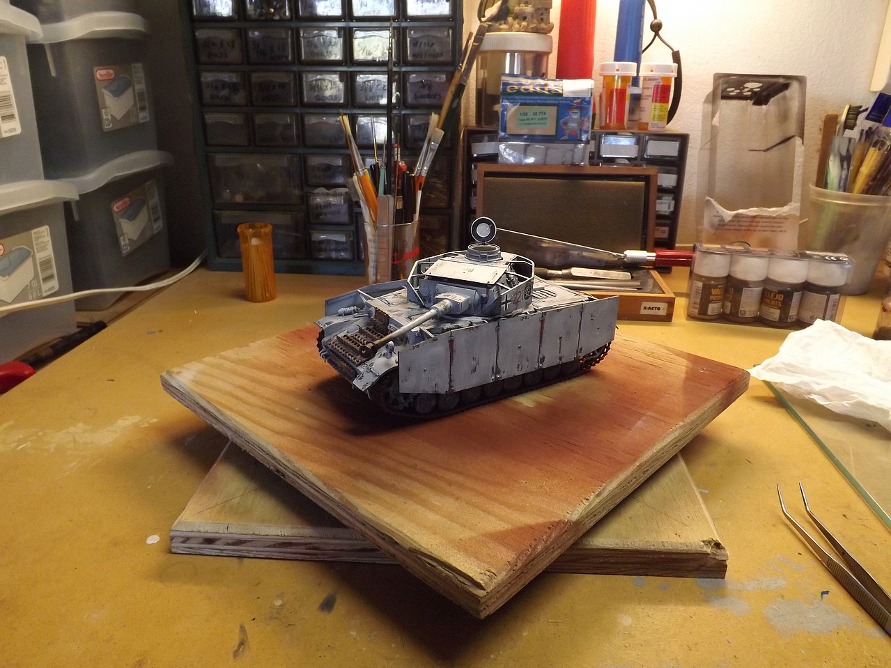 Gallery Pictures Monogram Panzer IV Plastic Model Tank Kit 1/32 Scale ...