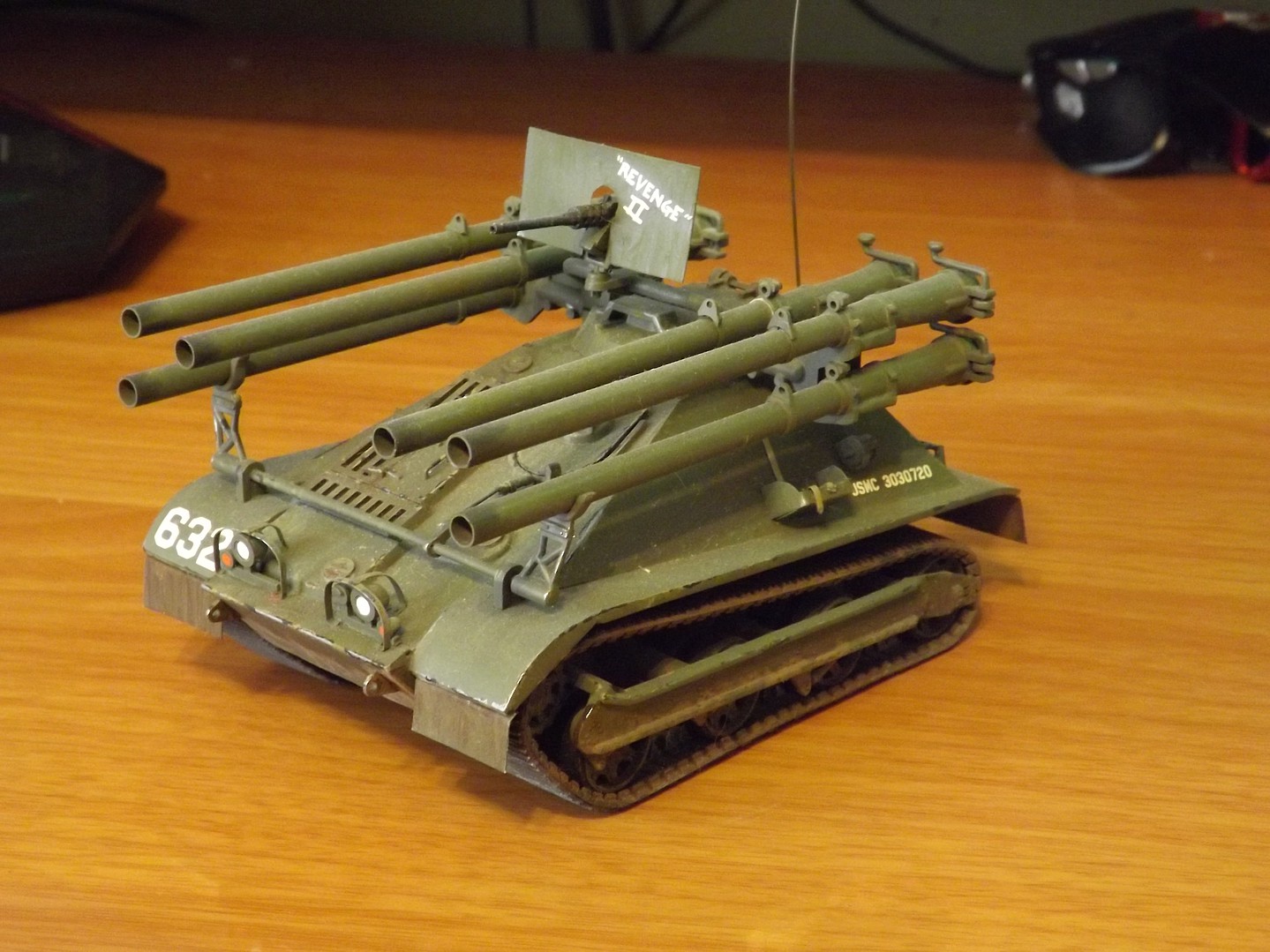 Ontos Renwal -- Plastic Model Military Vehicle Kit -- 1/32 Scale ...