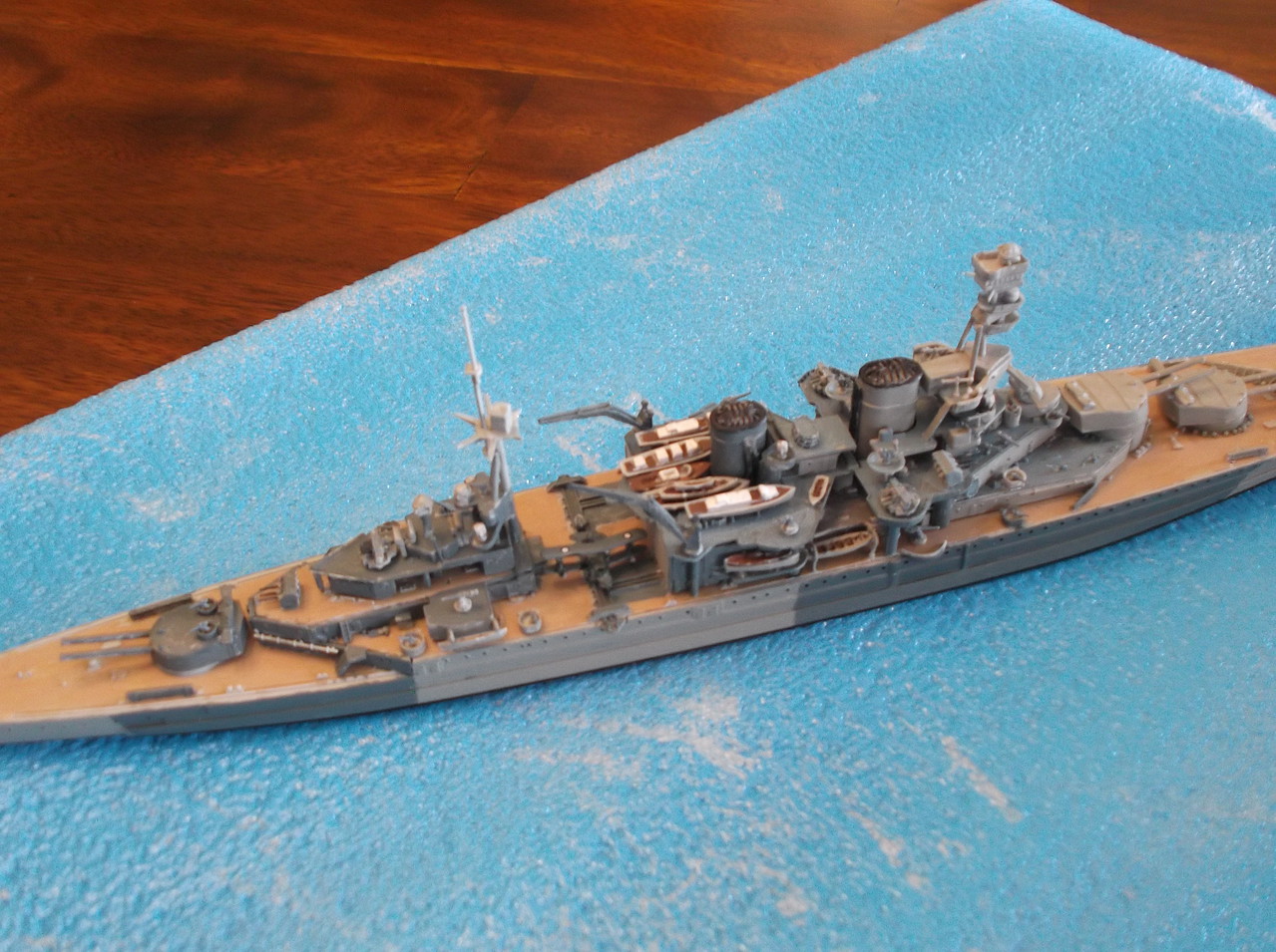 HMS Repulse Battle Cruiser Waterline Boat -- Plastic Model Military ...