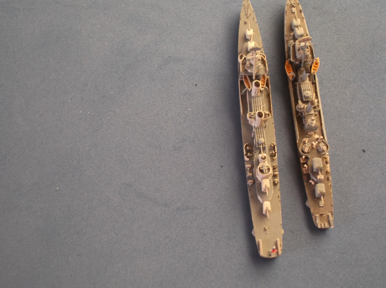 WWII US USS Benson DD421 -- Plastic Model Destroyer Kit -- 1/700 Scale ...