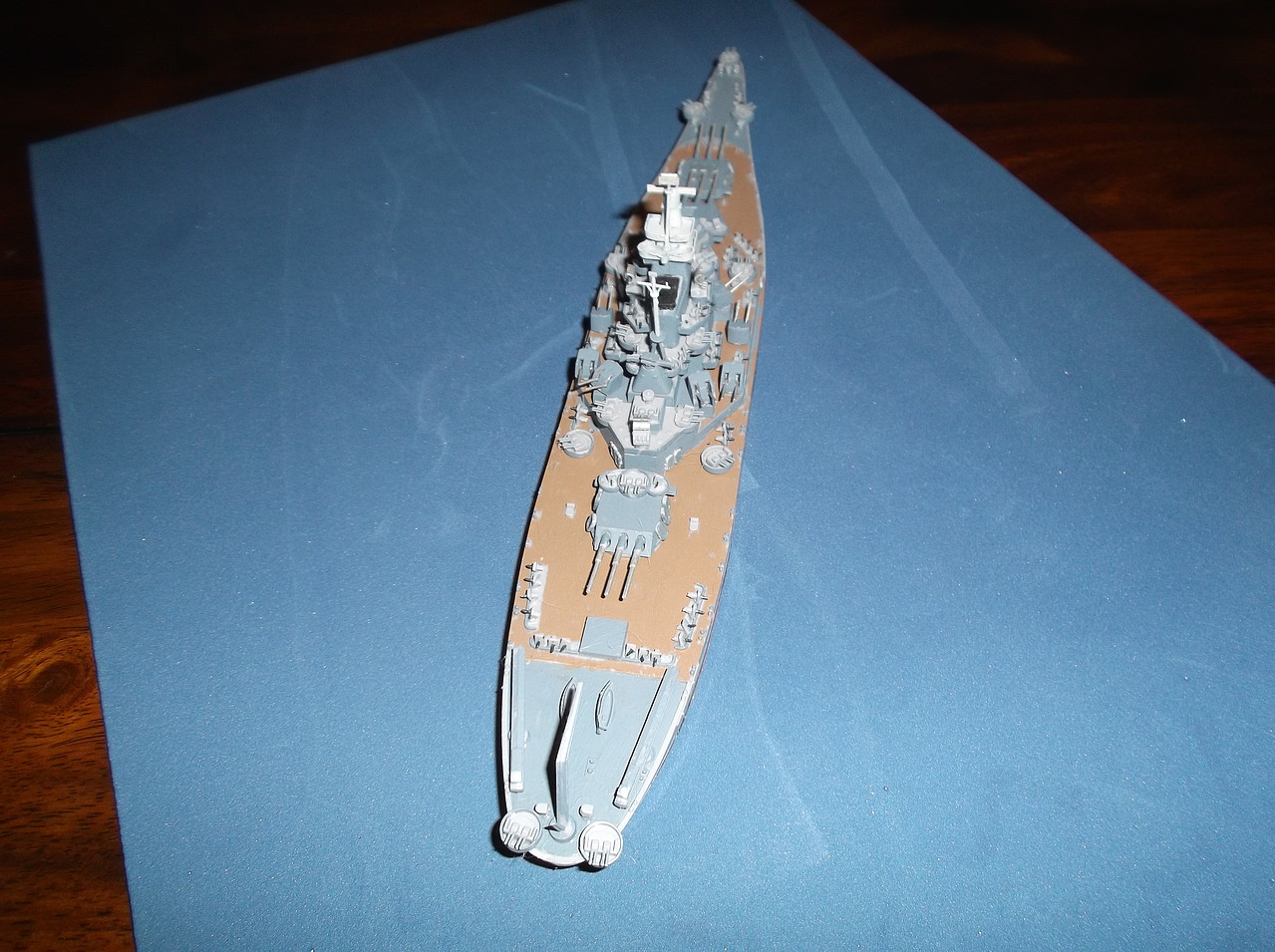 U.S.S. South Dakota -- Plastic Model Battleship Kit -- 1/700 Scale ...