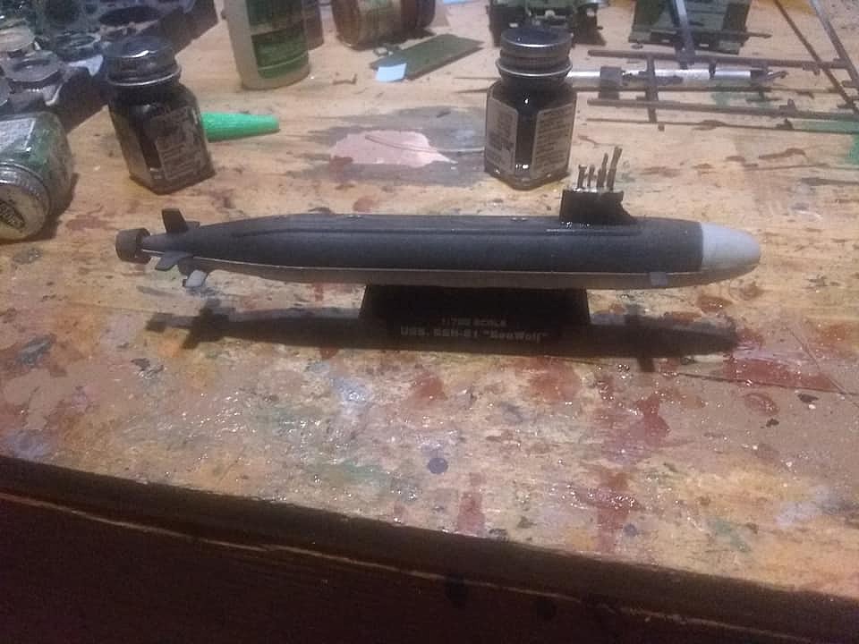 USS SSN-21 Seawolf Attack Submarine -- Plastic Model Military Ship Kit ...