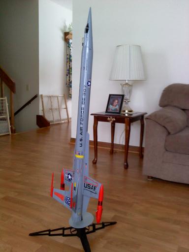 Interceptor E Model Rocket Kit pictures by scubadiver0408