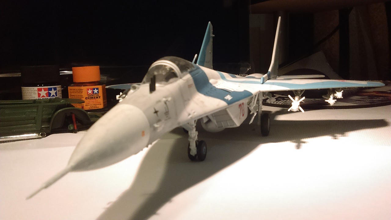 MiG 29 Fulcrum -- Plastic Model Airplane Kit -- 1/48 Scale -- #855865 ...