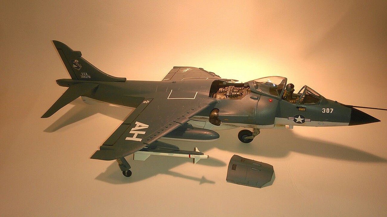 Hawker Sea Harrier -- Plastic Model Airplane Kit -- 1/48 Scale ...