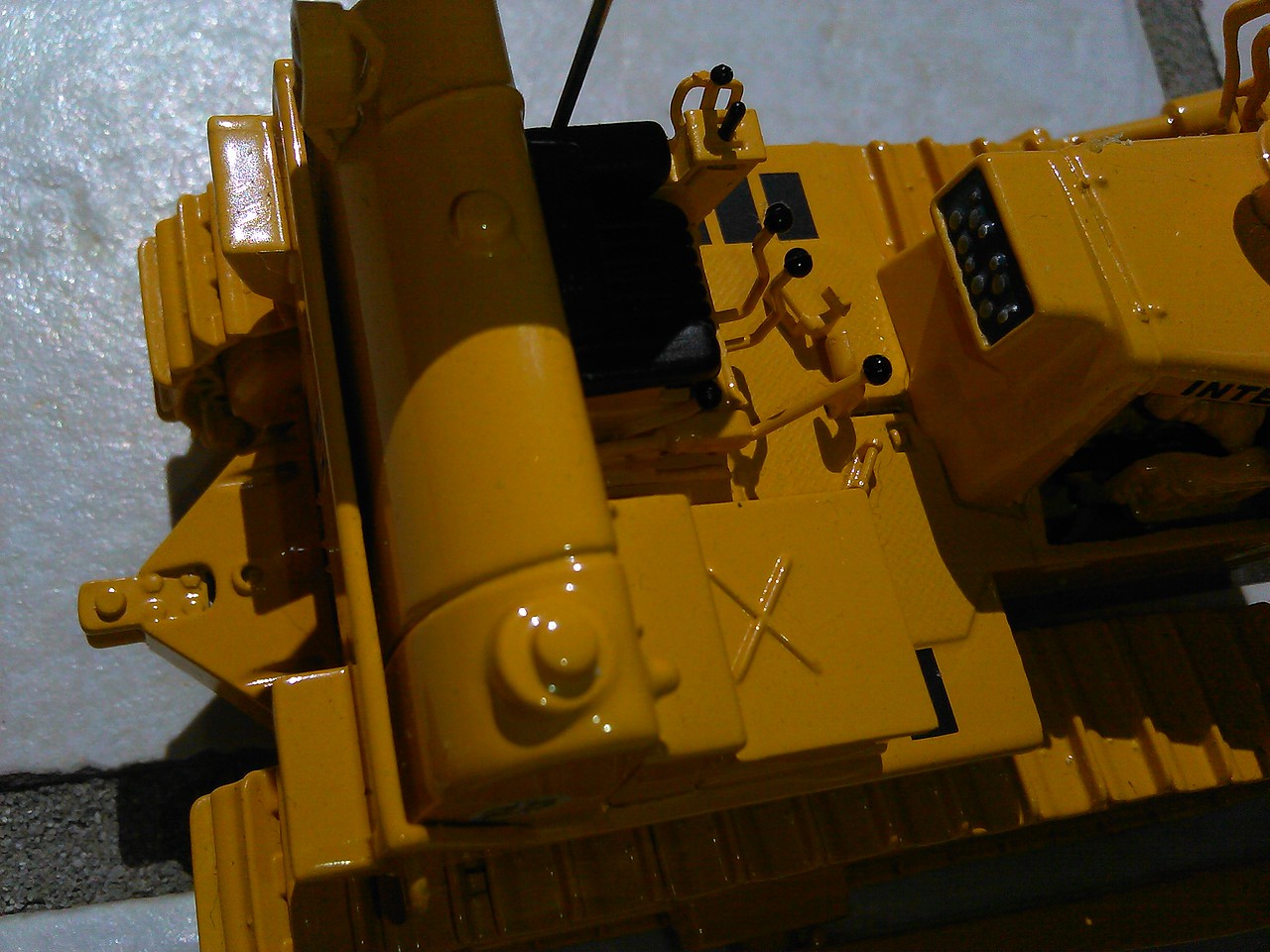 TD-25 Dozer with Umbrella and Hitch -- Diecast Model Construction ...