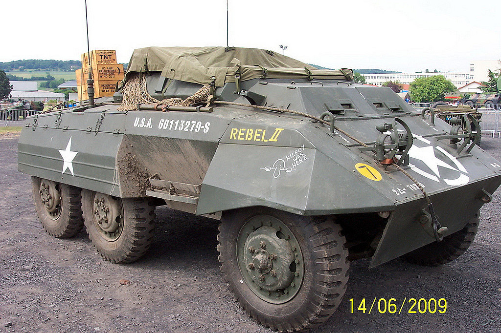 US M20 Armored Utility Car -- Plastic Model Military Vehicle Kit -- 1/ ...